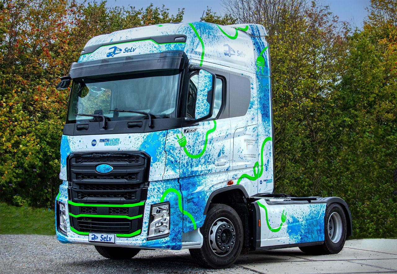 Schwerer Elektro-Lkw mit 1000 Kilometern Reichweite